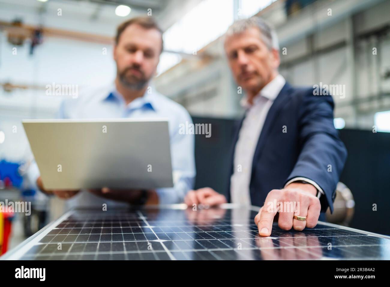 Manager pointing at computer hi-res stock photography and images - Alamy