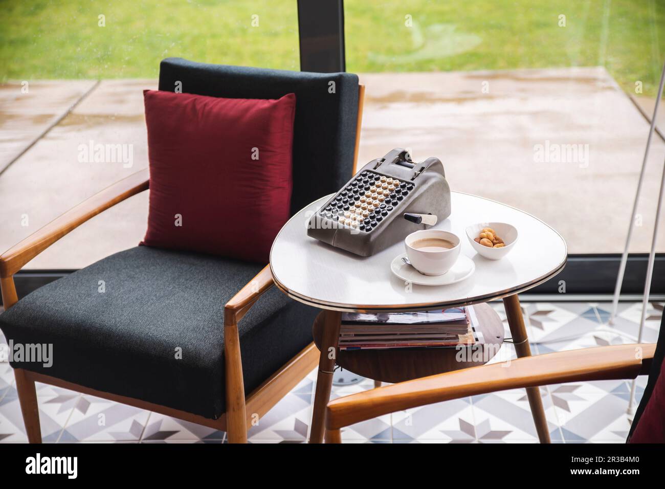 Old adding machine hi-res stock photography and images - Alamy