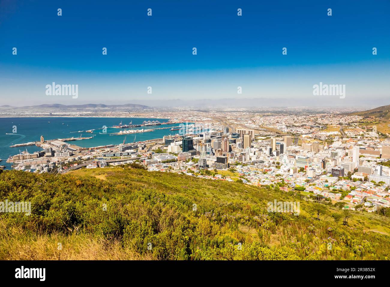 Cape town central business district hi-res stock photography and images ...