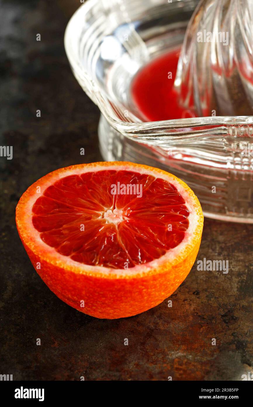 One half blood orange hi-res stock photography and images - Alamy