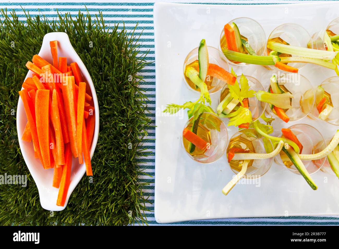 Pinzimonio di verdure (vegetable sticks with dips, Italy Stock Photo ...