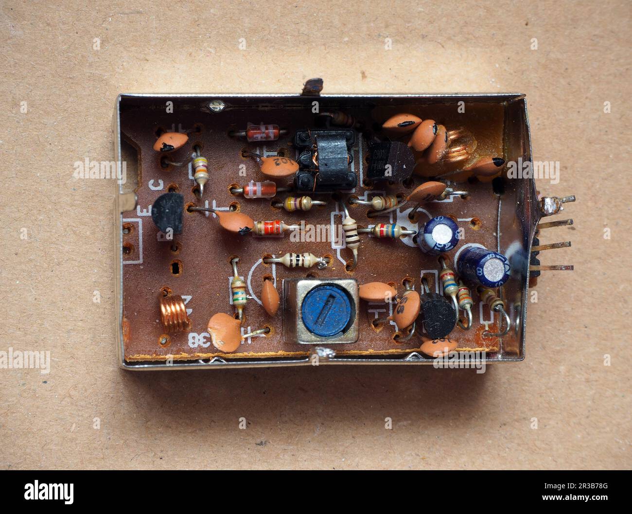 Resonance transformer hi-res stock photography and images - Alamy