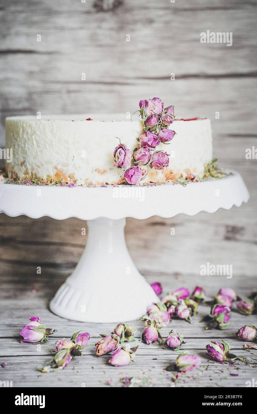 Rice petals hi-res stock photography and images - Alamy