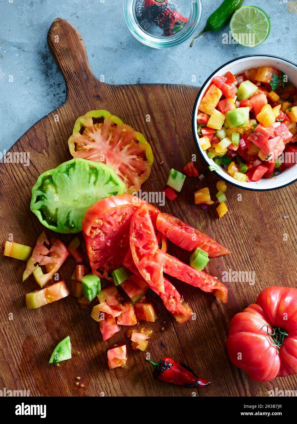 Green chilli chopped overhead hi-res stock photography and images - Alamy