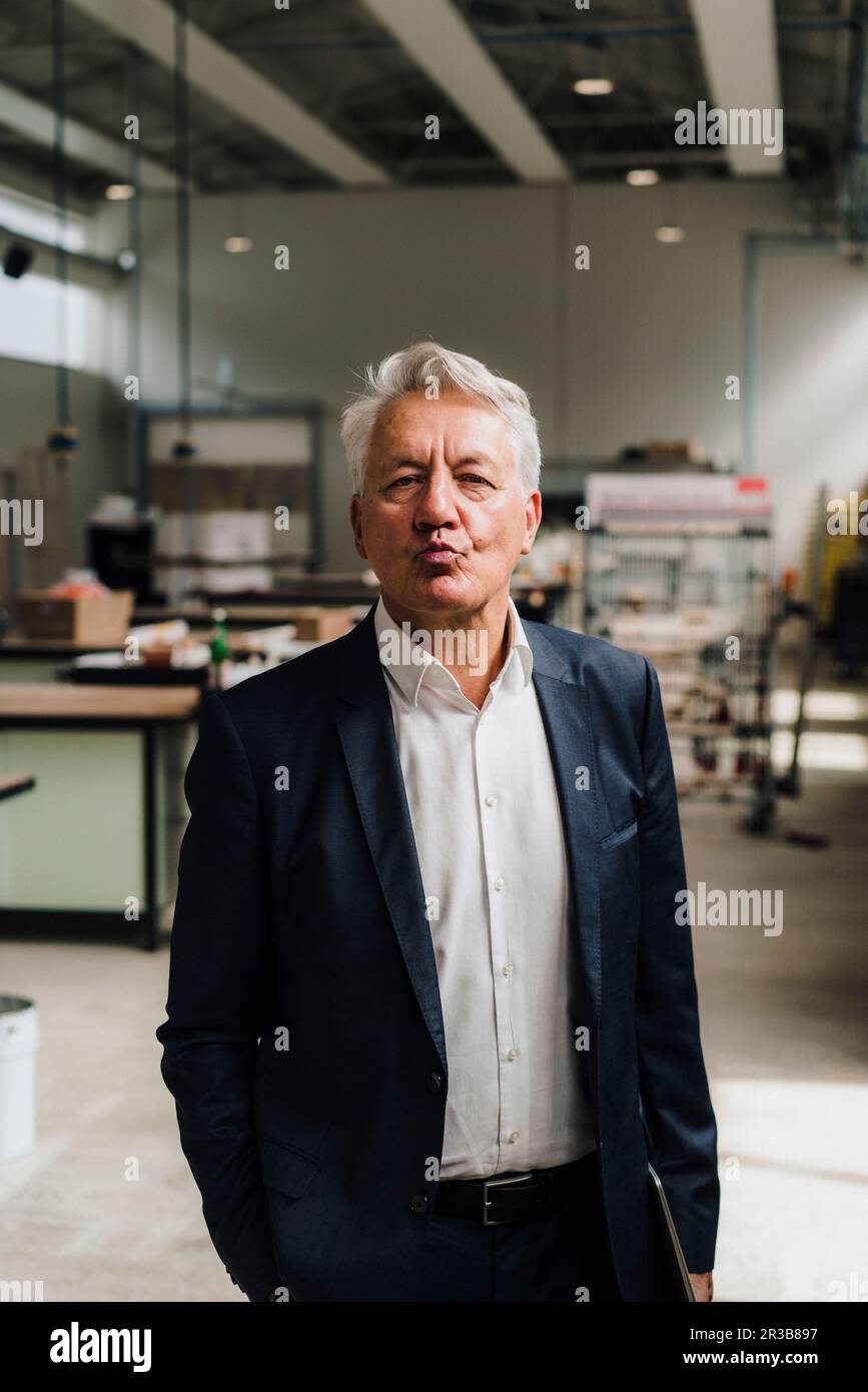 Man puckering lips hi-res stock photography and images - Alamy