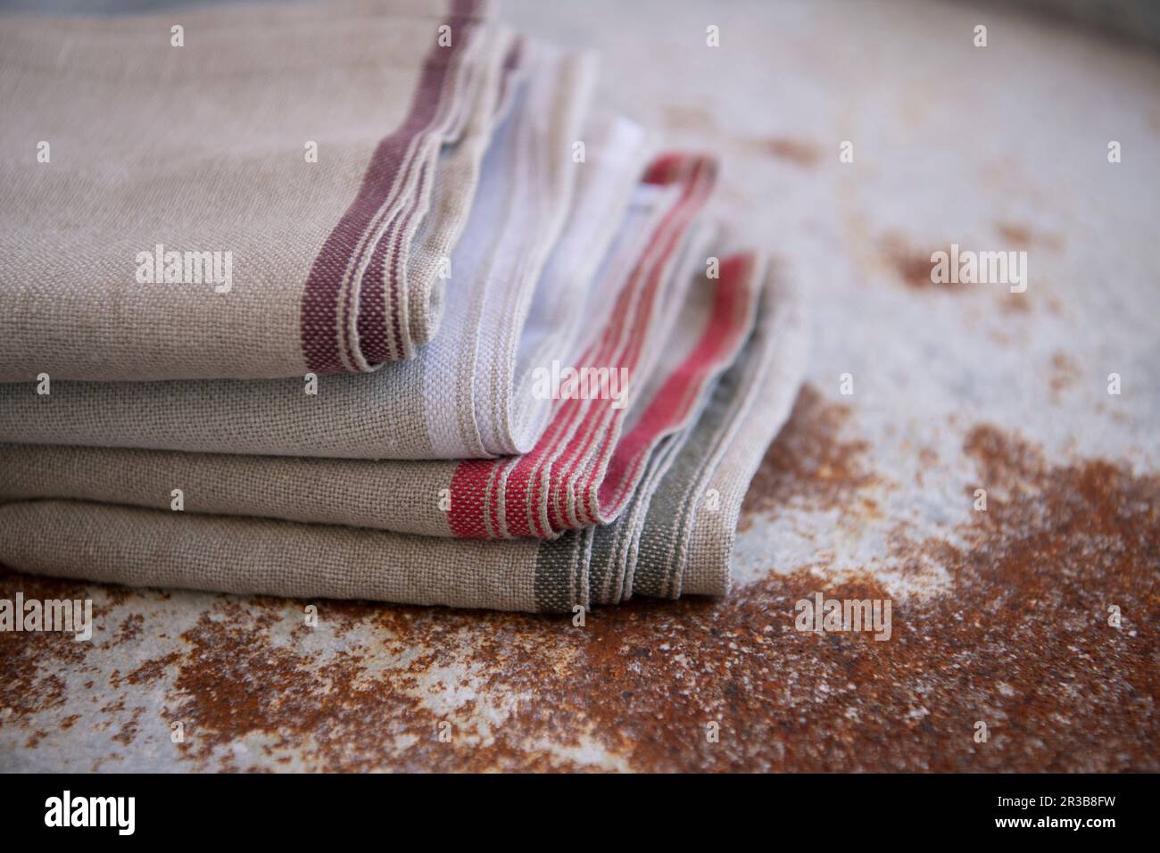 Folded linen hi-res stock photography and images - Alamy