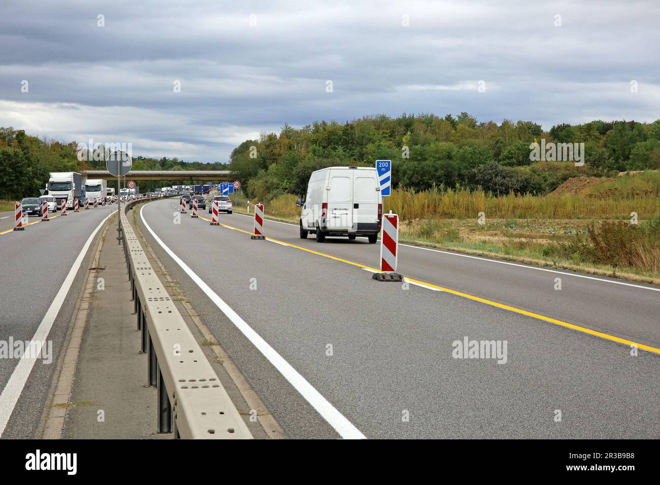 Slow moving hi-res stock photography and images - Alamy