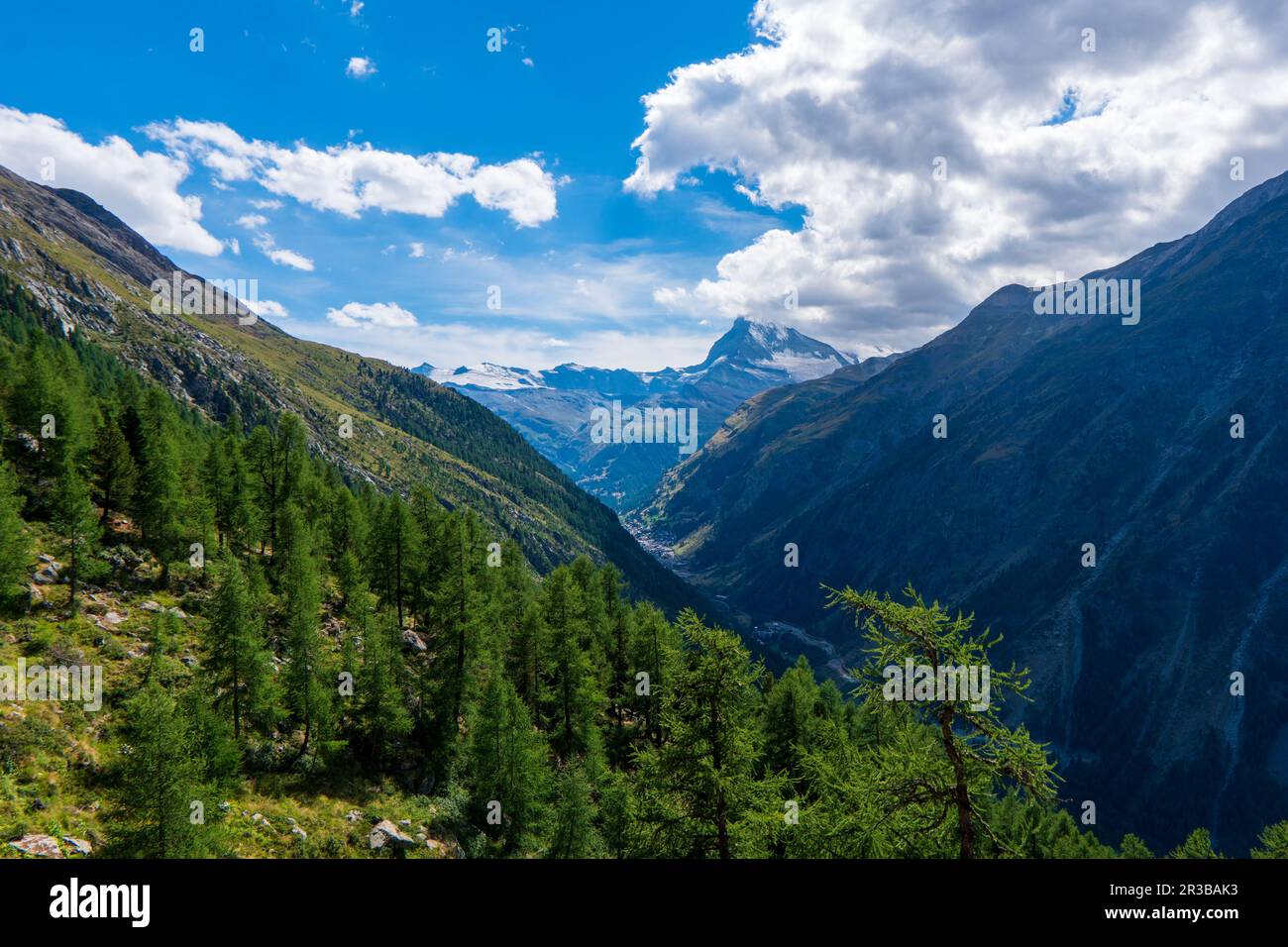 Switzerland electric car zermatt hi-res stock photography and images ...