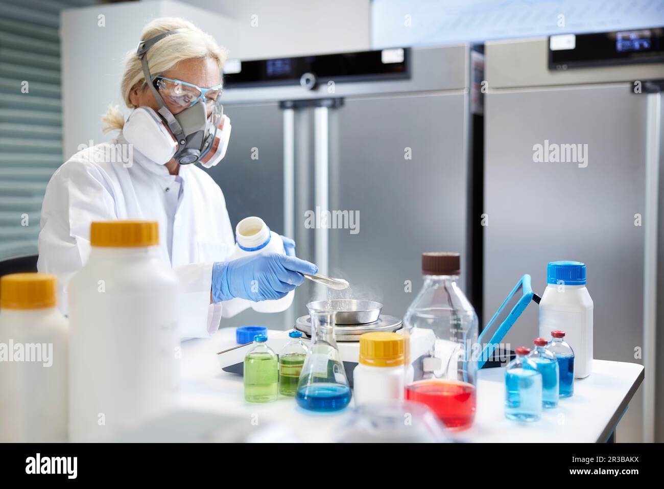 Working with chemicals hi-res stock photography and images - Alamy