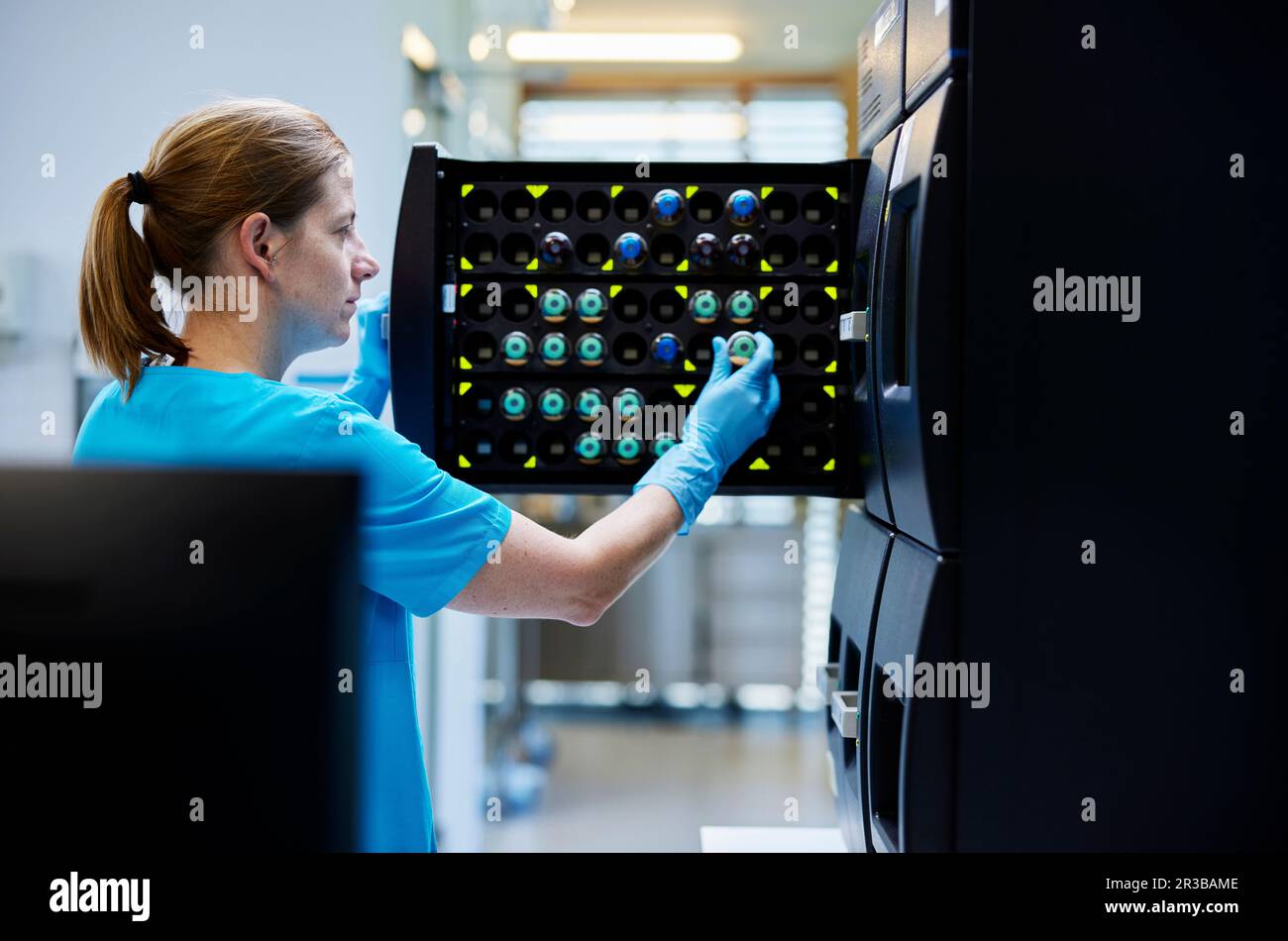 Chemical storage and cabinet hi-res stock photography and images - Alamy