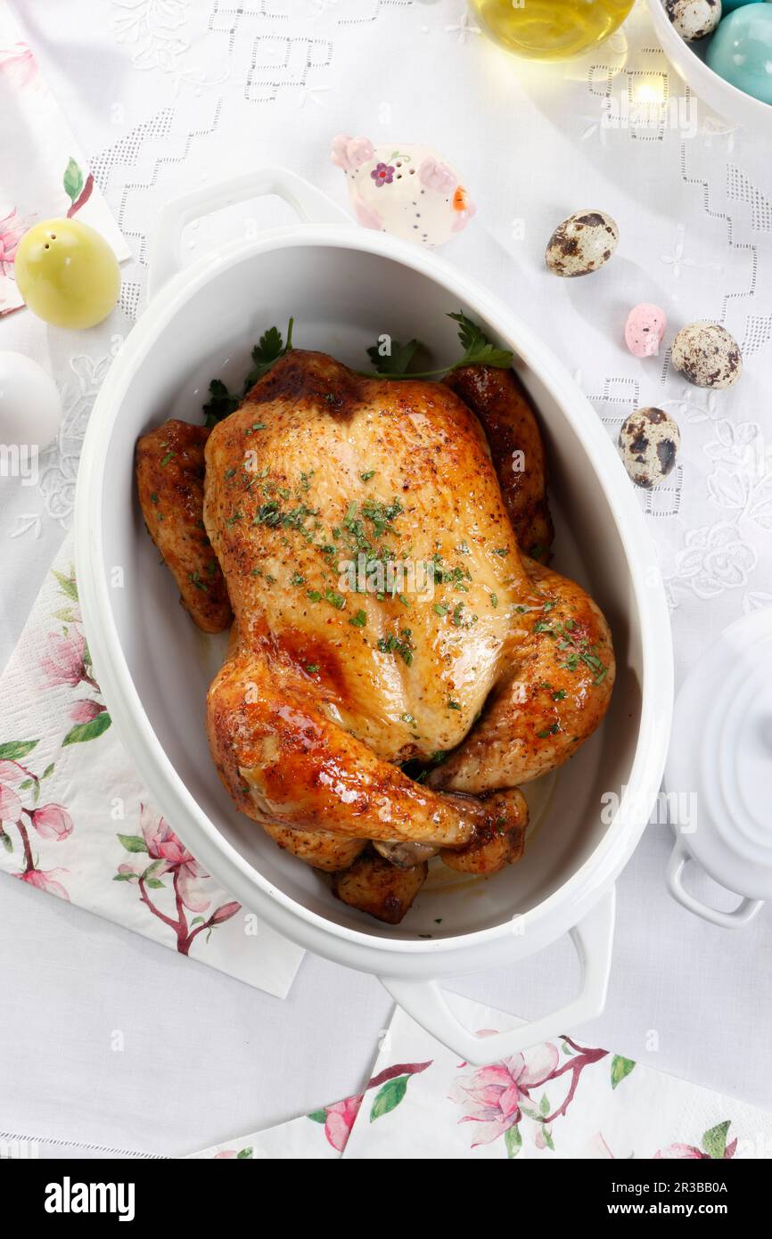 Oven roasted chickens hi-res stock photography and images - Alamy