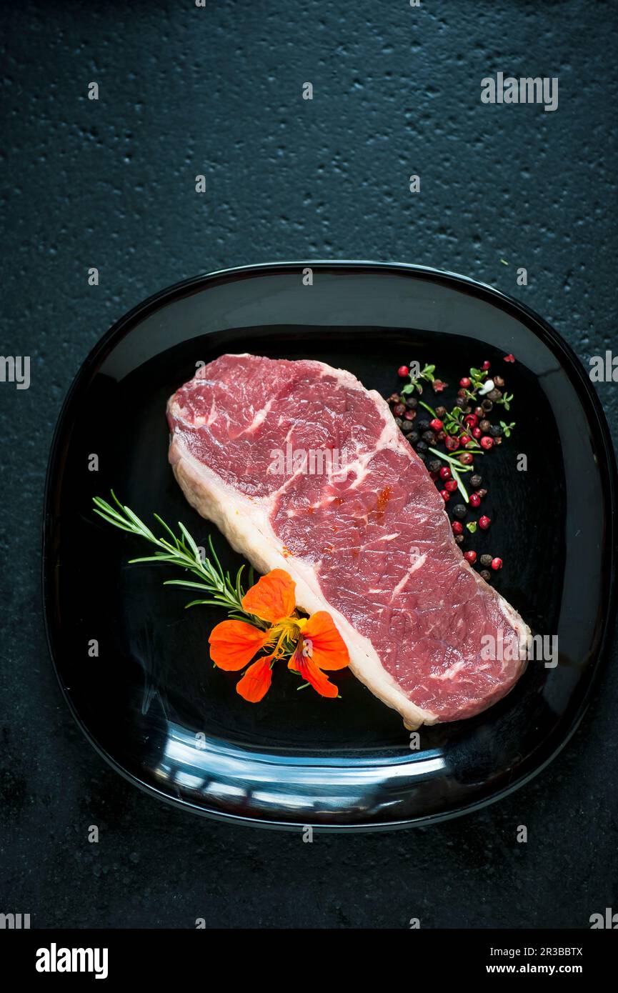 Meat plate hi-res stock photography and images - Alamy