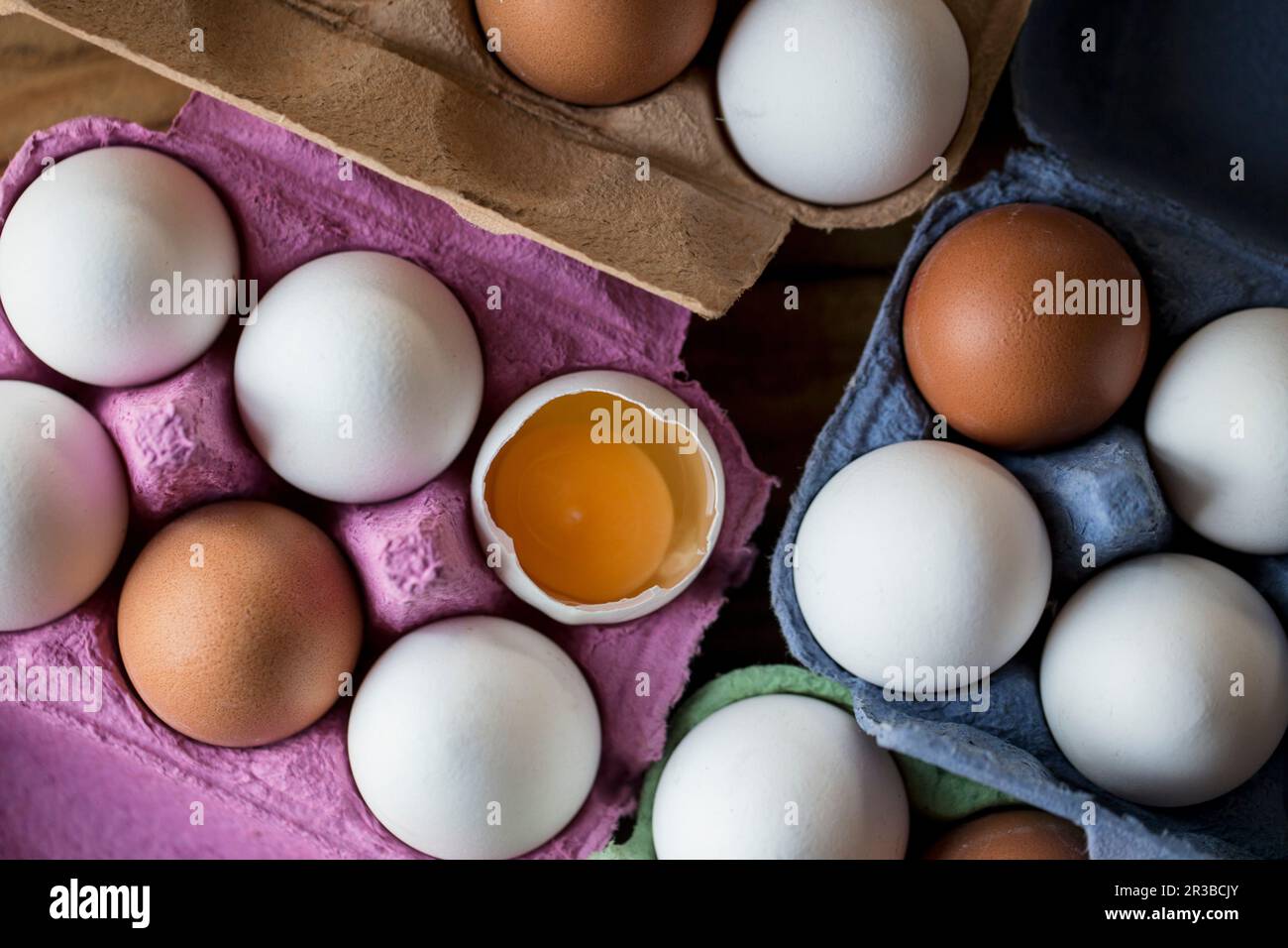 Egg boxes eggboxes hi-res stock photography and images - Alamy