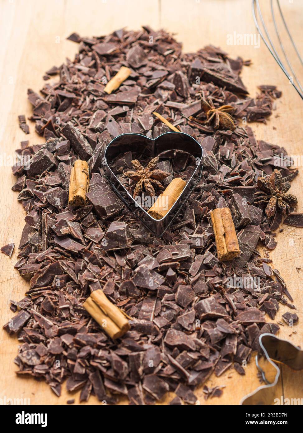 Shredded dark chocolate with cinnamon and star anise Stock Photo - Alamy