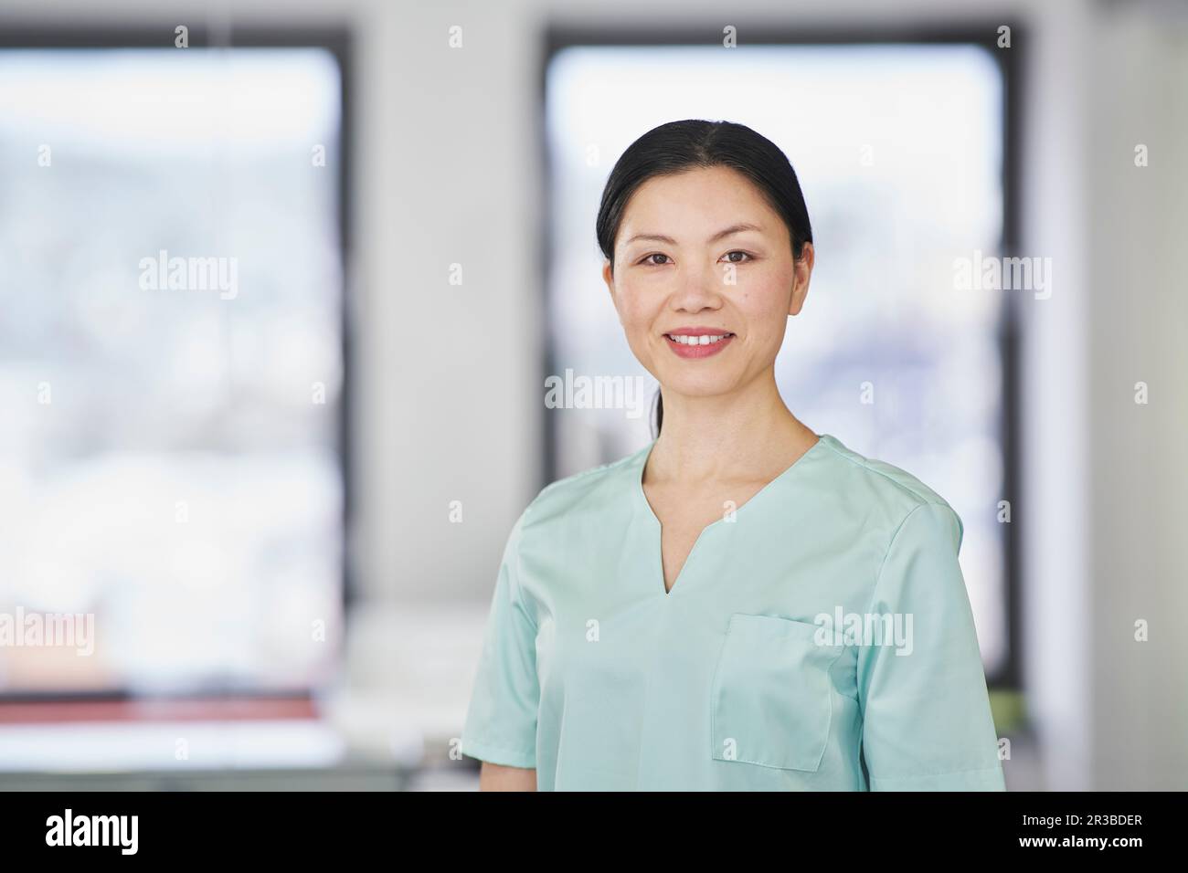 Nurse portrait smiling in hi-res stock photography and images - Alamy