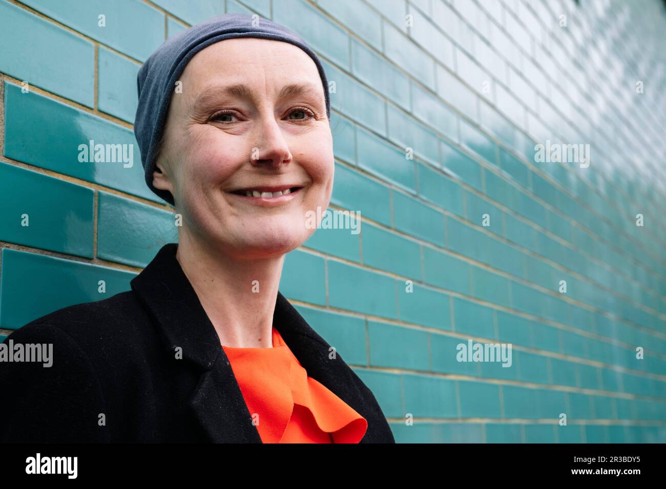 Cancer patient treatment hi-res stock photography and images - Alamy