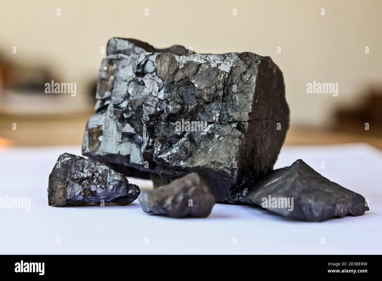 Manganese ore hi-res stock photography and images - Alamy