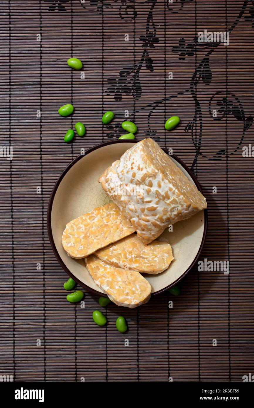 Tempeh soya product hi-res stock photography and images - Alamy