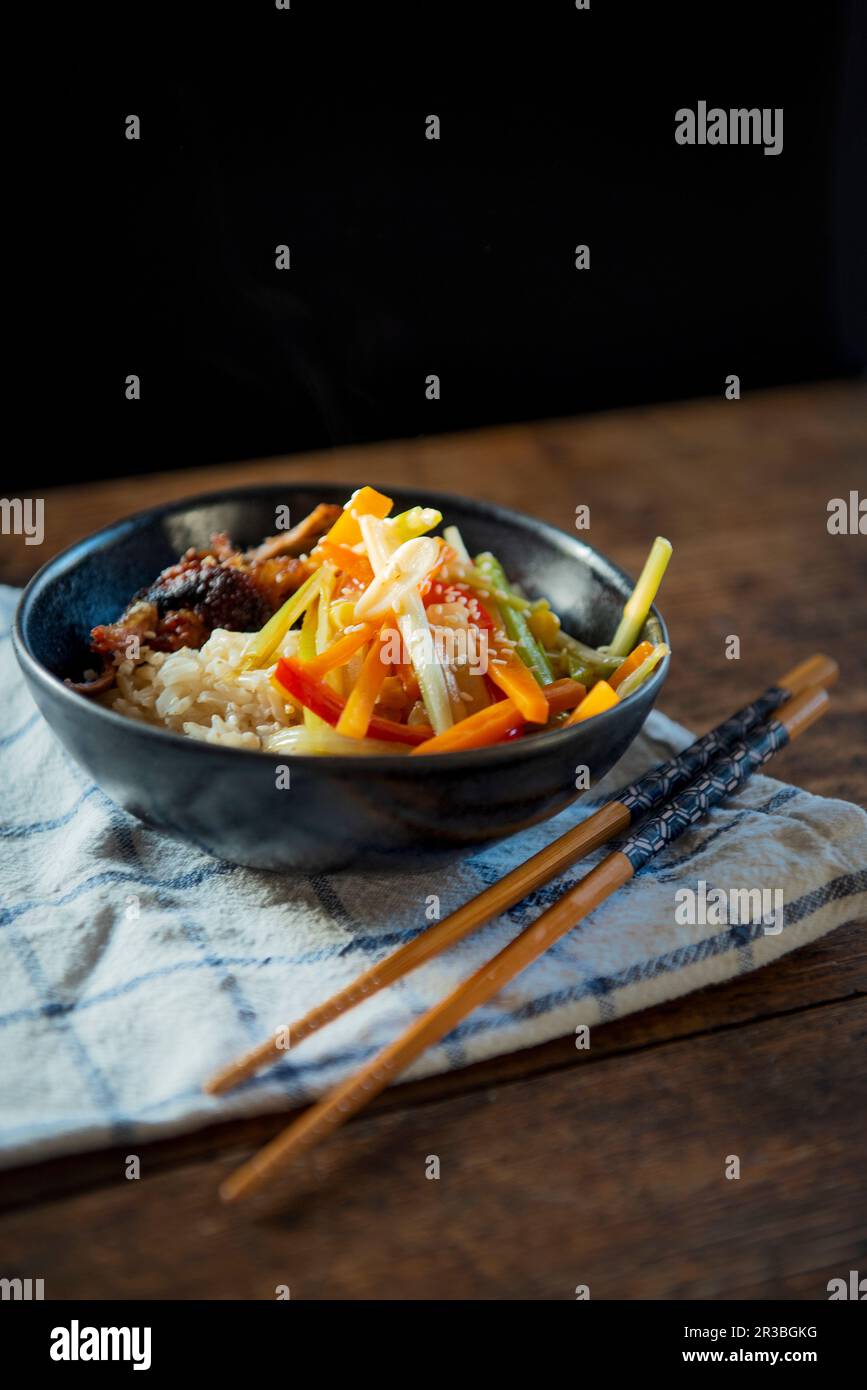 Chinese vegetable and duck stir fry Stock Photo - Alamy