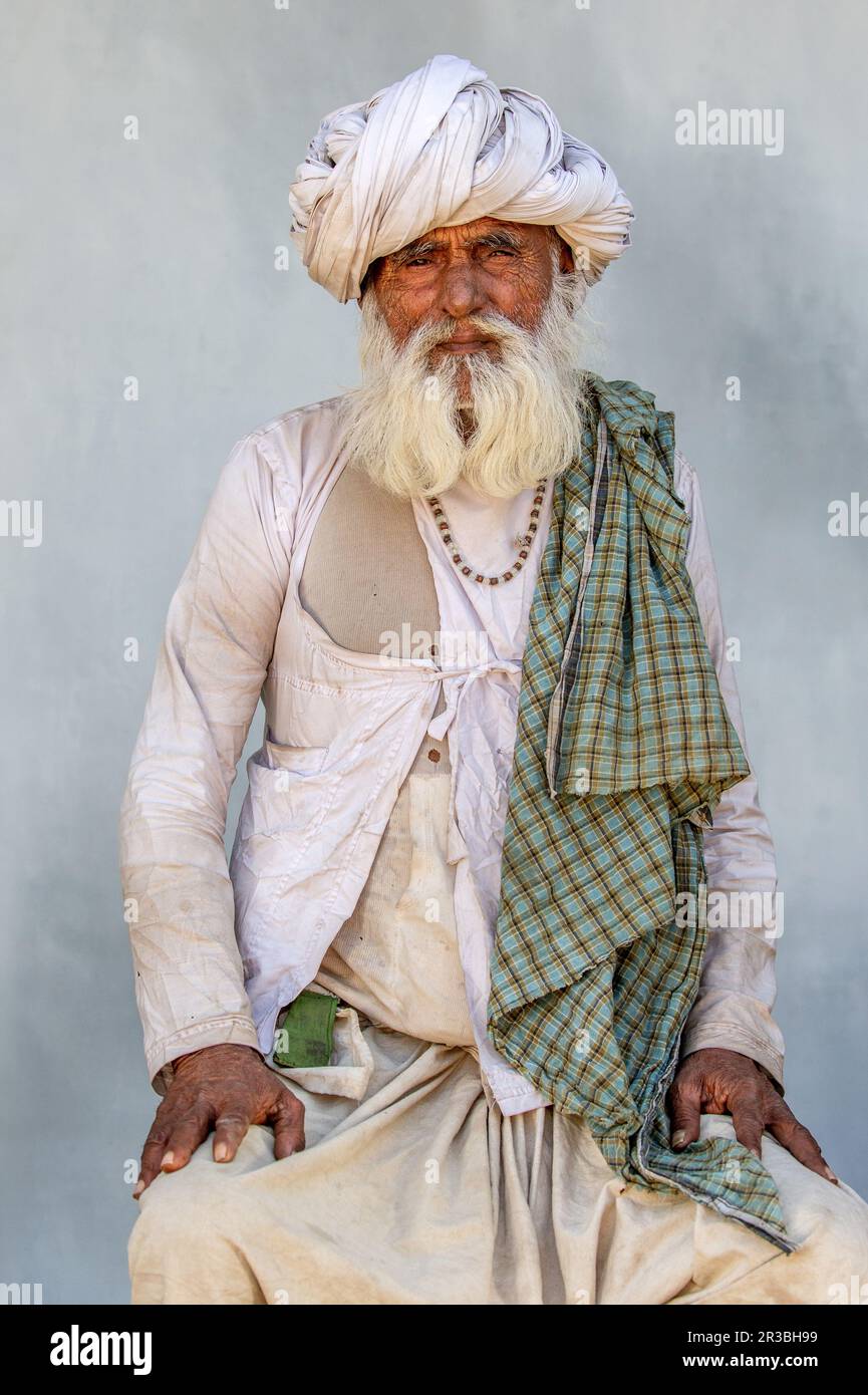 Portrait of a man of the Rabari ethnic group in a national headdress ...