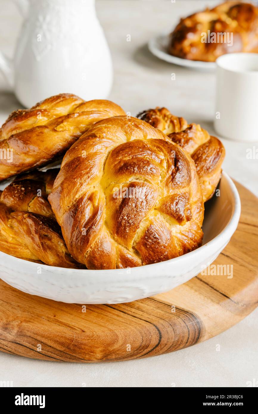 Baked braided bread buns hi-res stock photography and images - Alamy