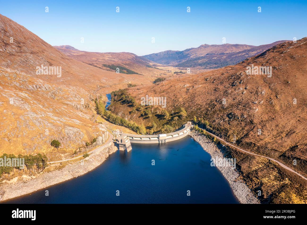 Aerial view monar hydroelectric dam hi-res stock photography and images ...