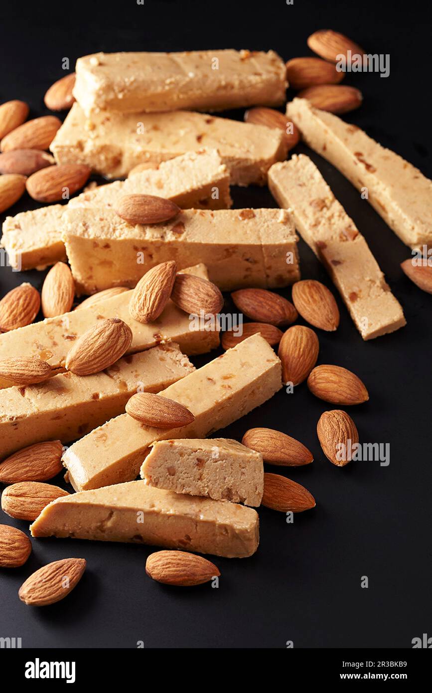 Turron de turron torrone hi-res stock photography and images - Alamy