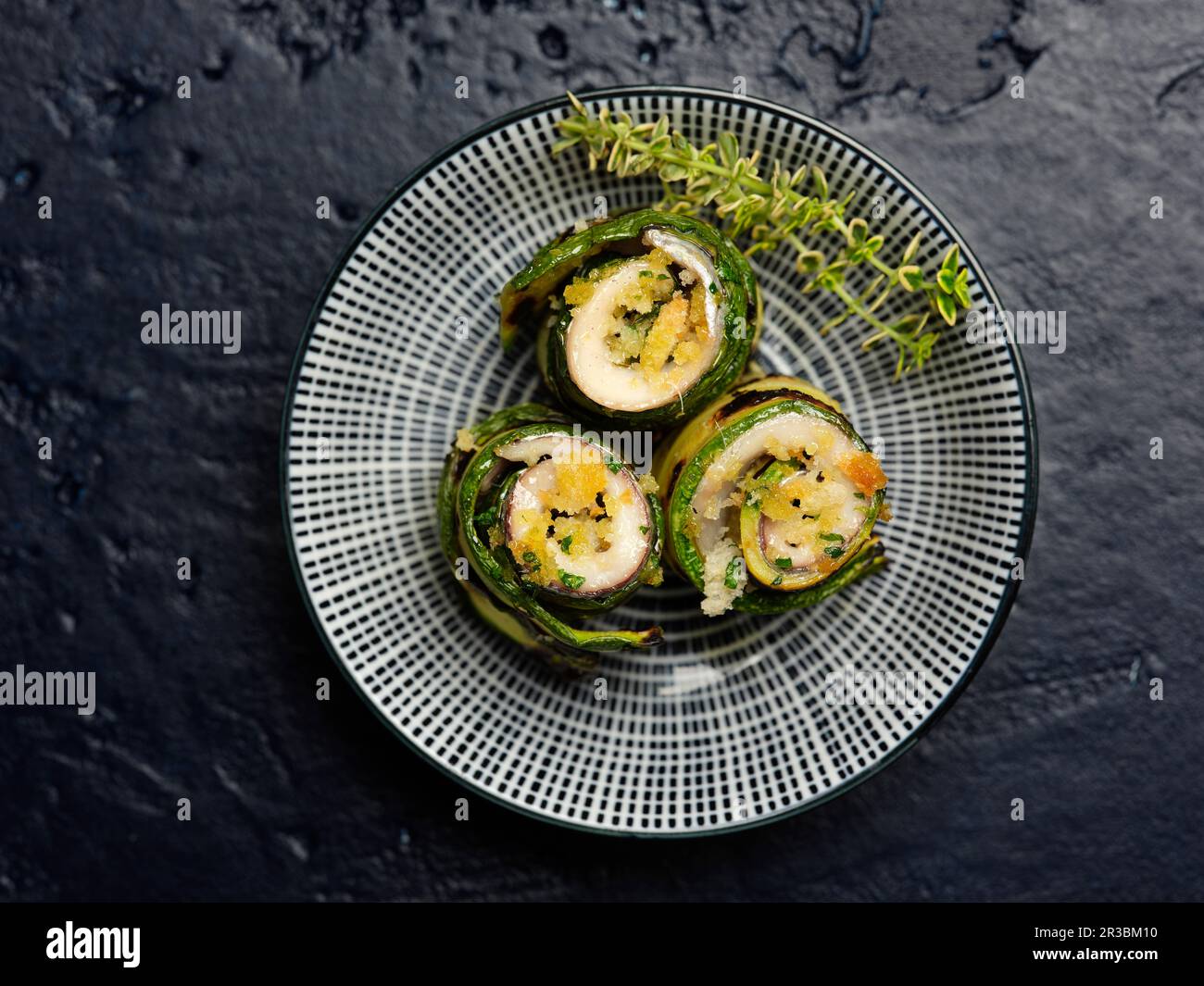 Anchovy fish outline hi-res stock photography and images - Alamy