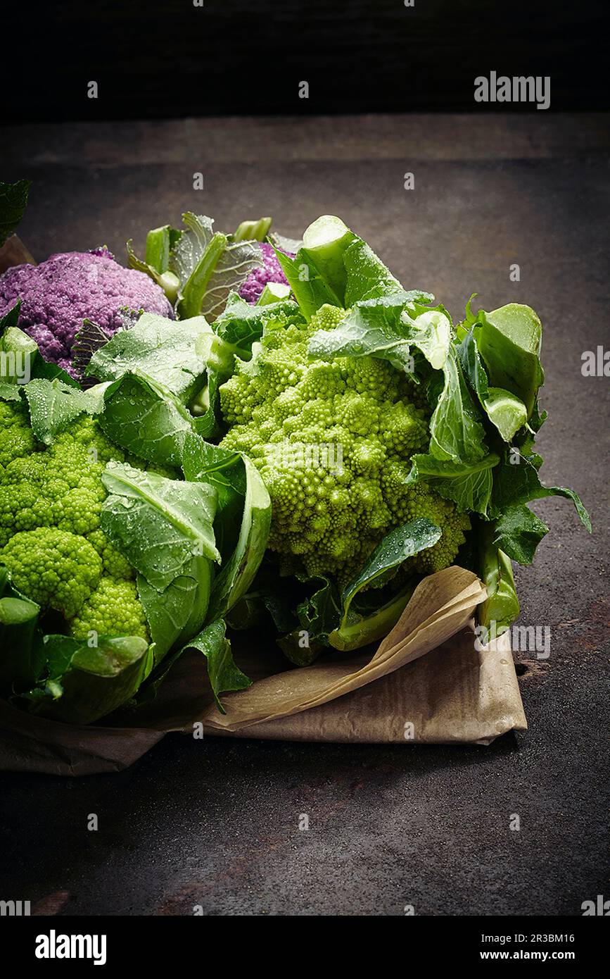 Green and purple romanesco broccoli Stock Photo - Alamy