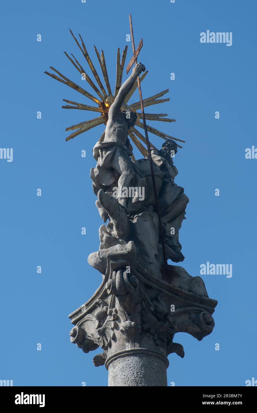 Historical religious statue hi-res stock photography and images - Alamy