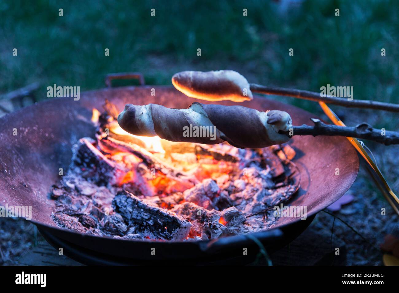Stickbread hi-res stock photography and images - Alamy