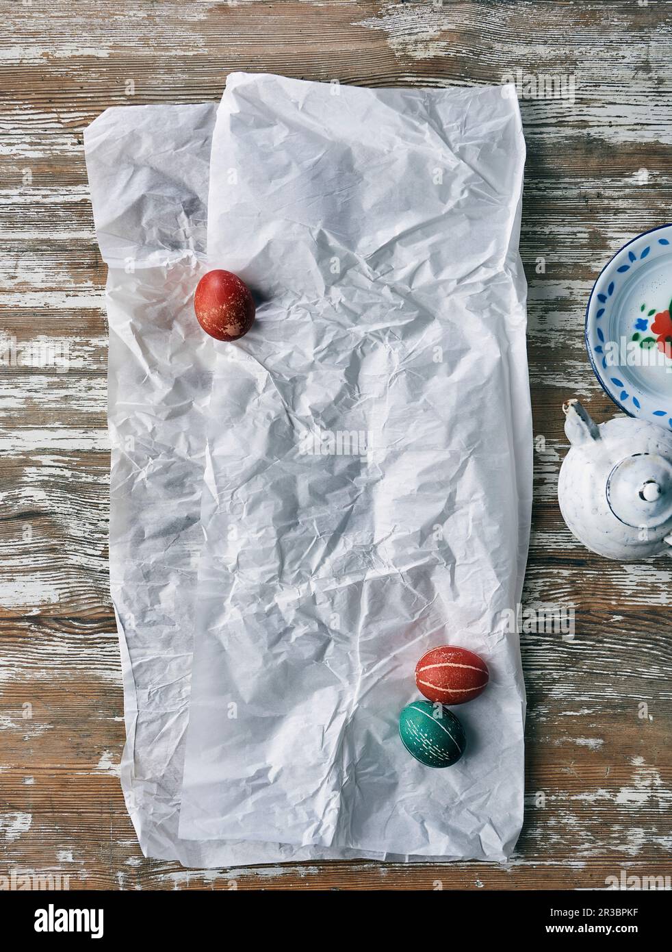 Tissue paper top view hi-res stock photography and images - Alamy