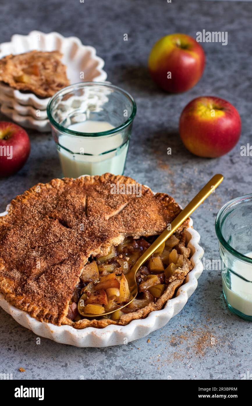 American apple pie hi-res stock photography and images - Alamy