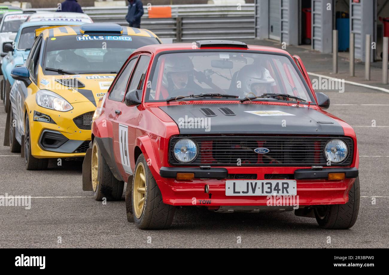 Antony Allery and Richard Bonner in their1993 Ford Escort R5 at the ...