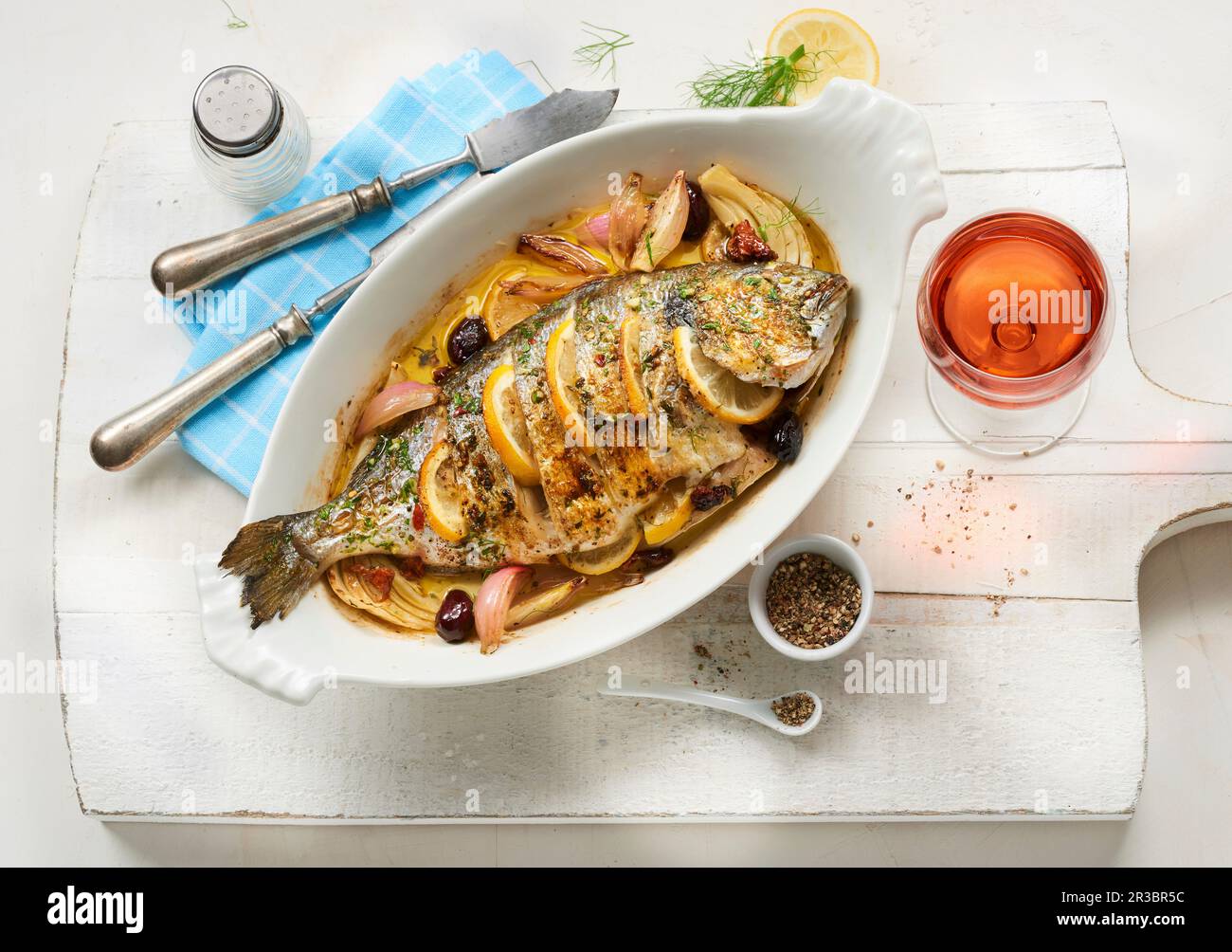 Seabream dish hi-res stock photography and images - Alamy