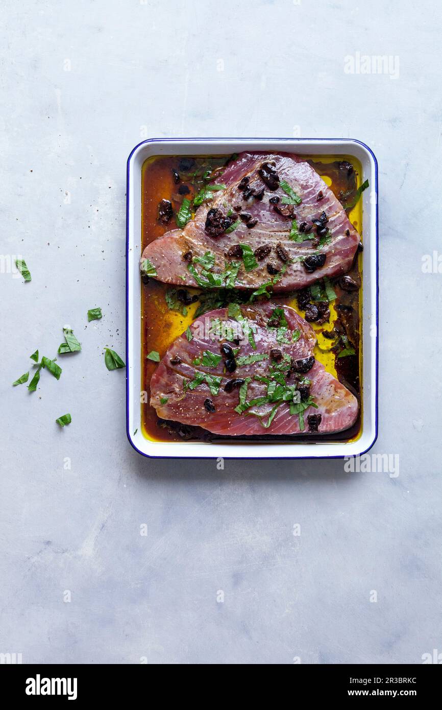 Raw, marinated tuna Stock Photo - Alamy