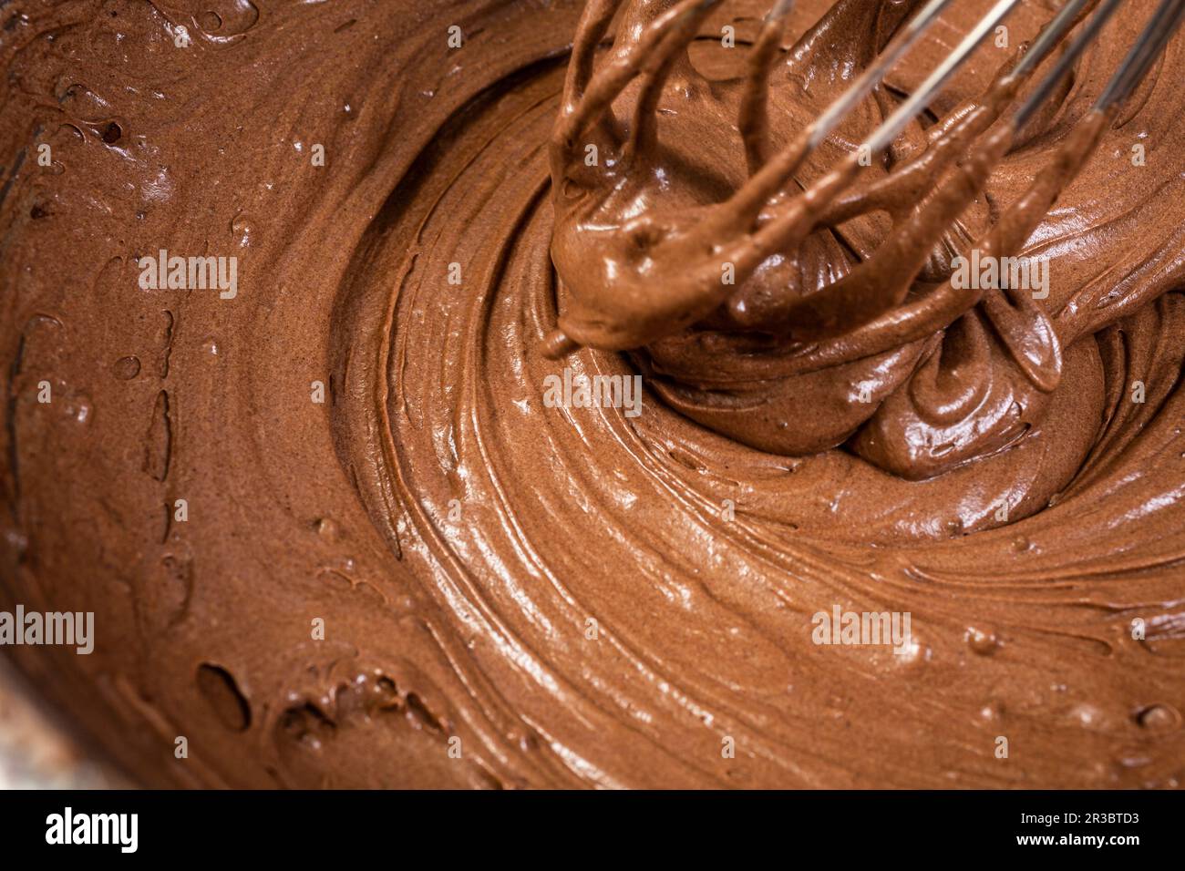 Mixing cake batter for a chocolate cake Stock Photo - Alamy
