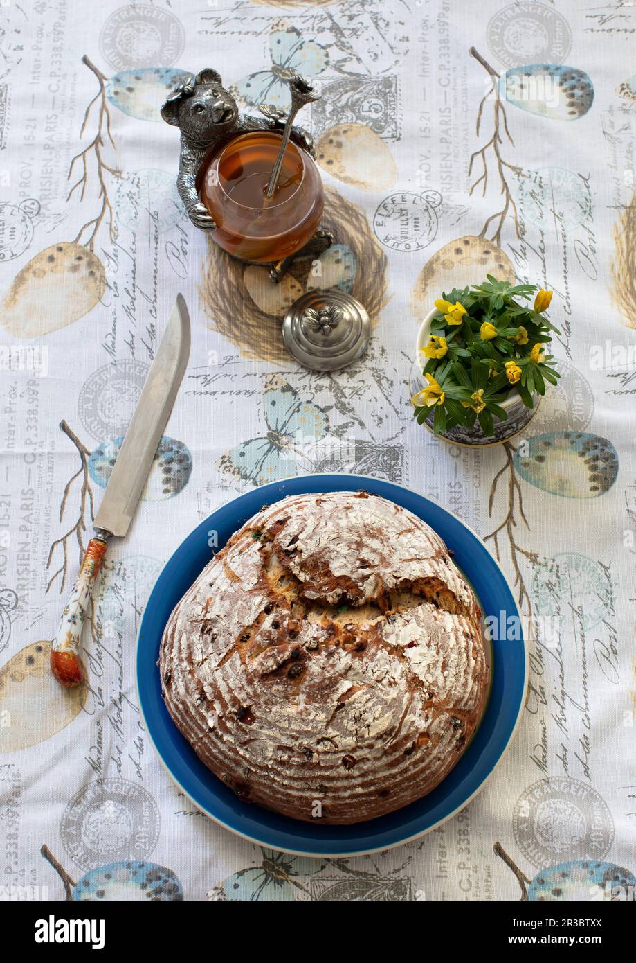 Welsh Bara Brith (bread with dried fruits, England Stock Photo - Alamy