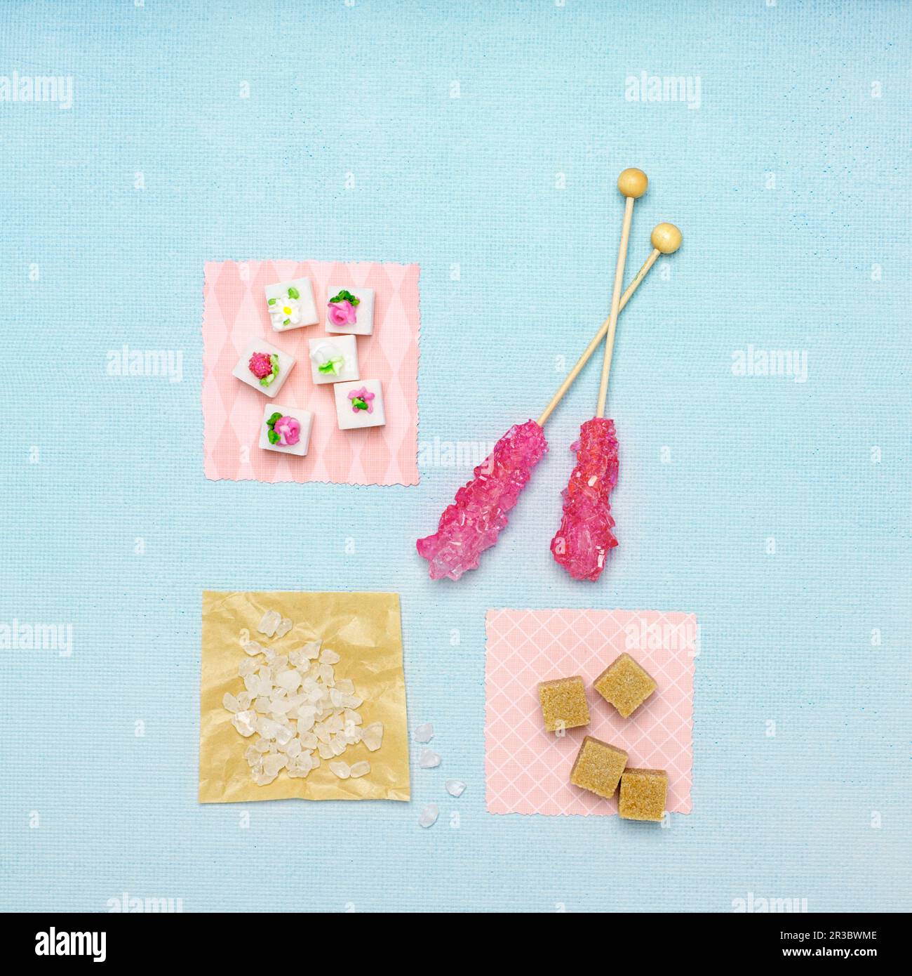 Coloured sugar paper hi-res stock photography and images - Alamy