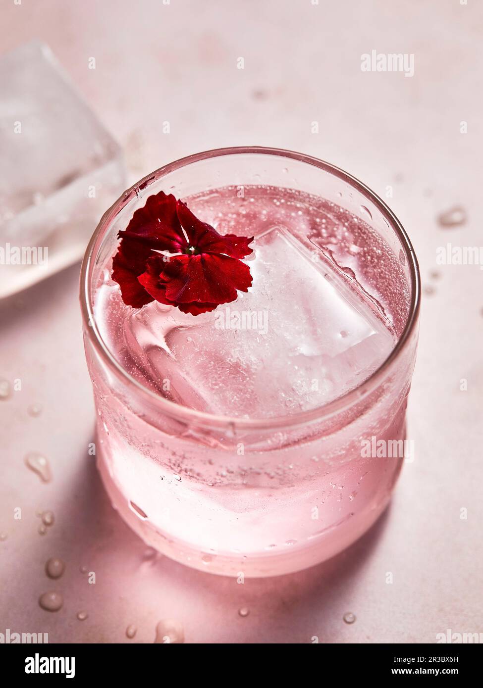 Pinky rose hi-res stock photography and images - Alamy
