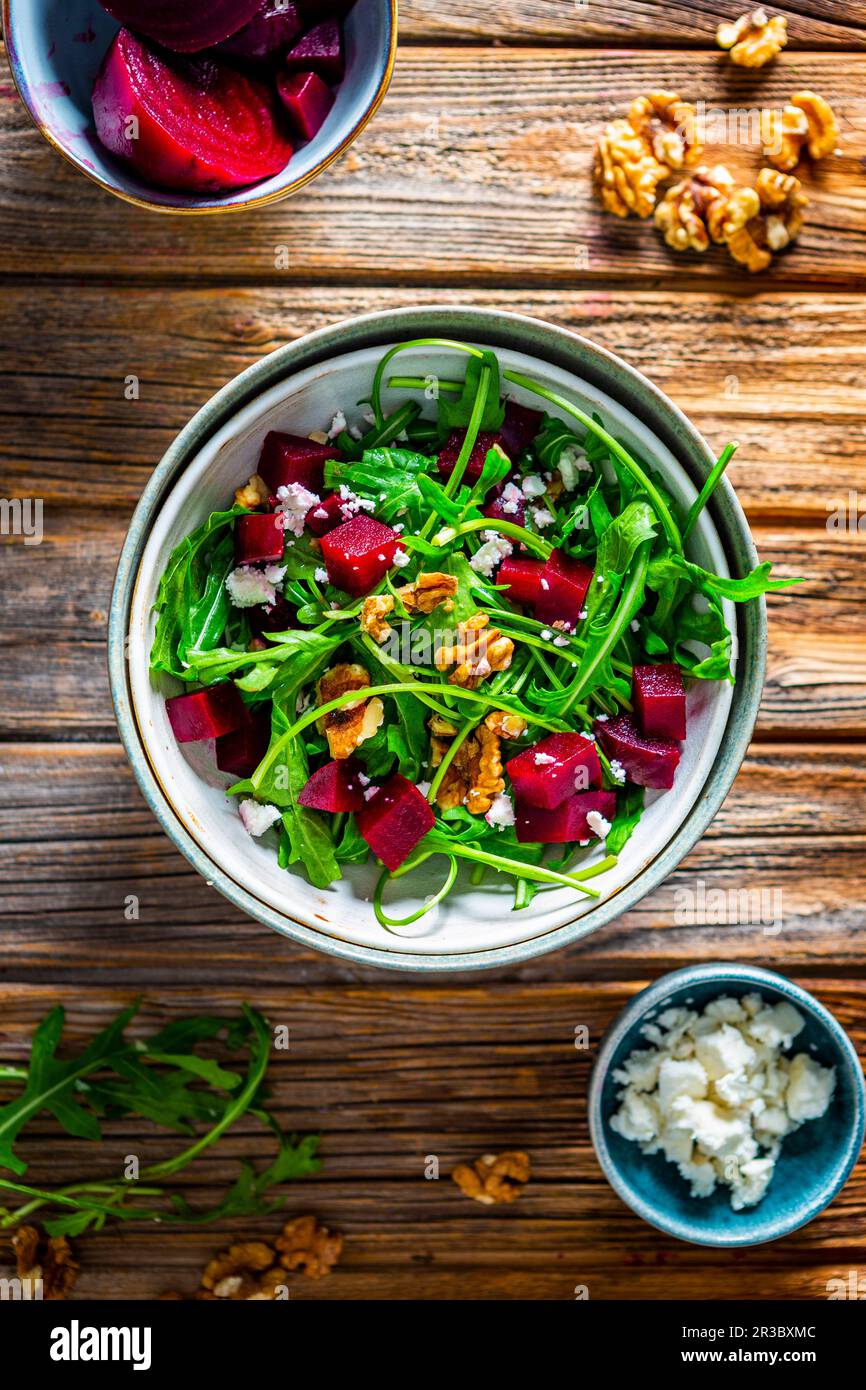 Rocket and beetroot salad with feta and walnuts Stock Photo - Alamy