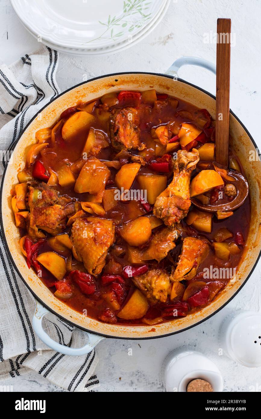 Roman chicken hi-res stock photography and images - Alamy