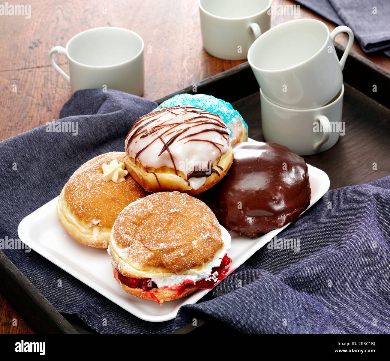 Paczki hi-res stock photography and images - Alamy