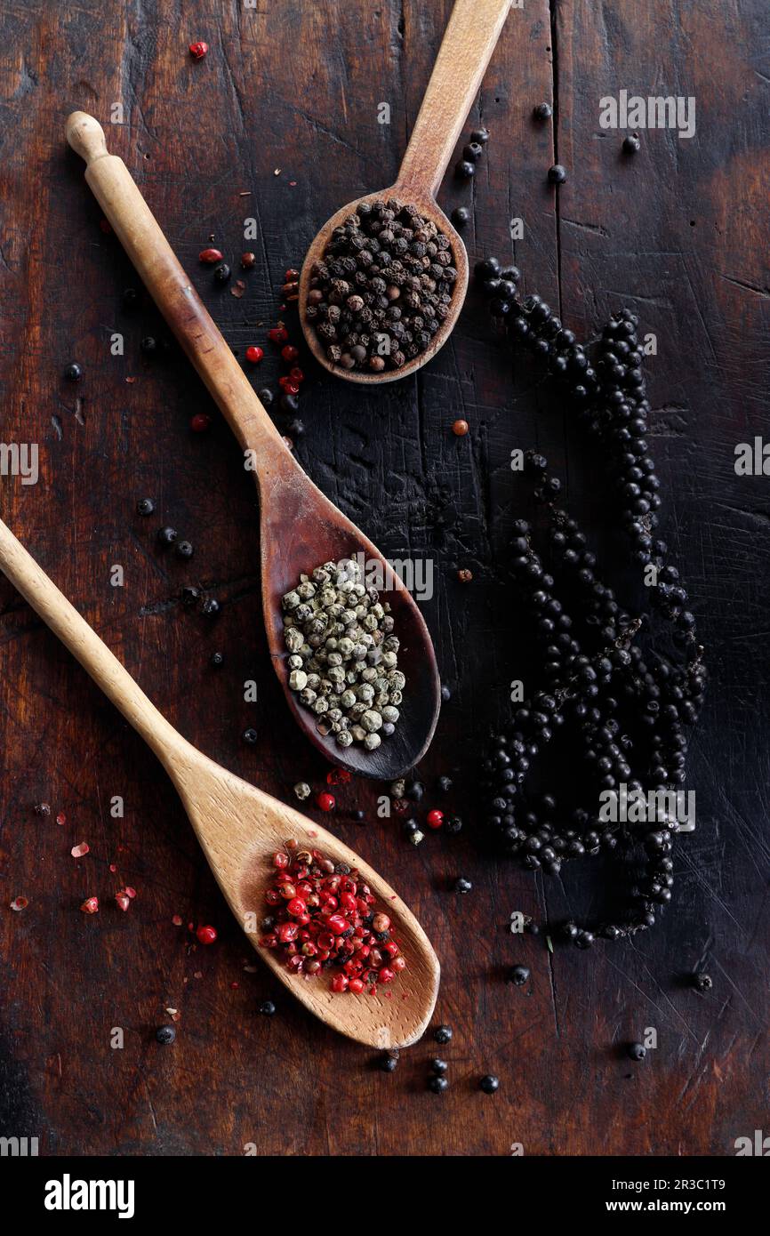 Different types and colors of pepper Stock Photo - Alamy