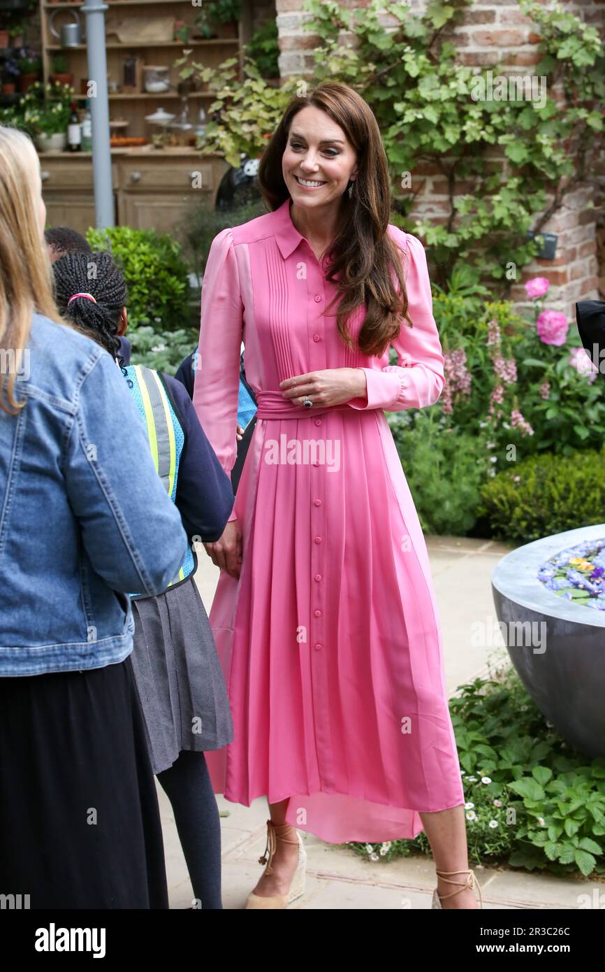 Catherine, Princess of Wales speaks with primary school teacher during ...