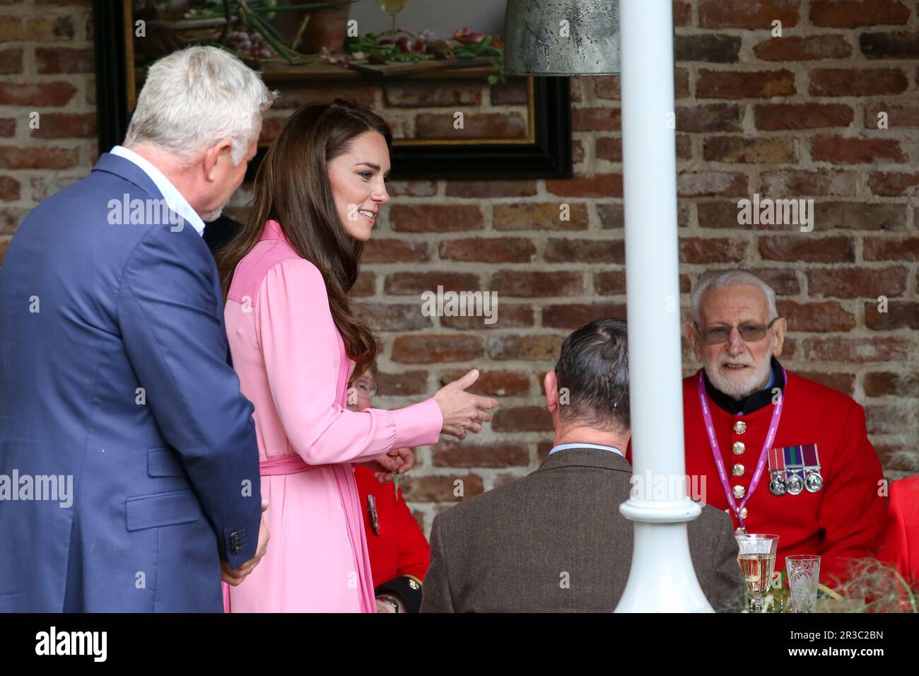 Catherine, Princess of Wales speaks with Chelsea pensioners during her ...
