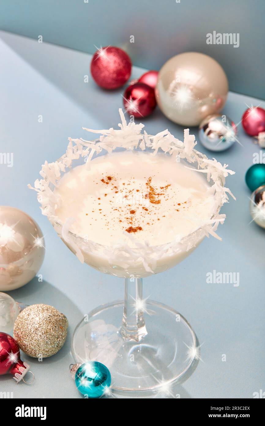 Coconut rim hi-res stock photography and images - Alamy