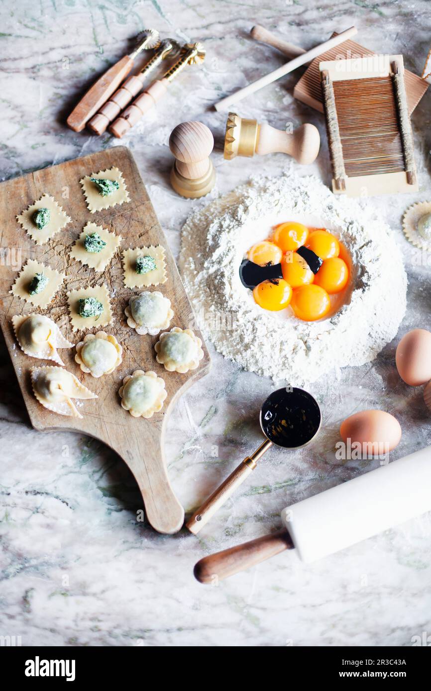 Different shapes of pasta hi-res stock photography and images - Alamy