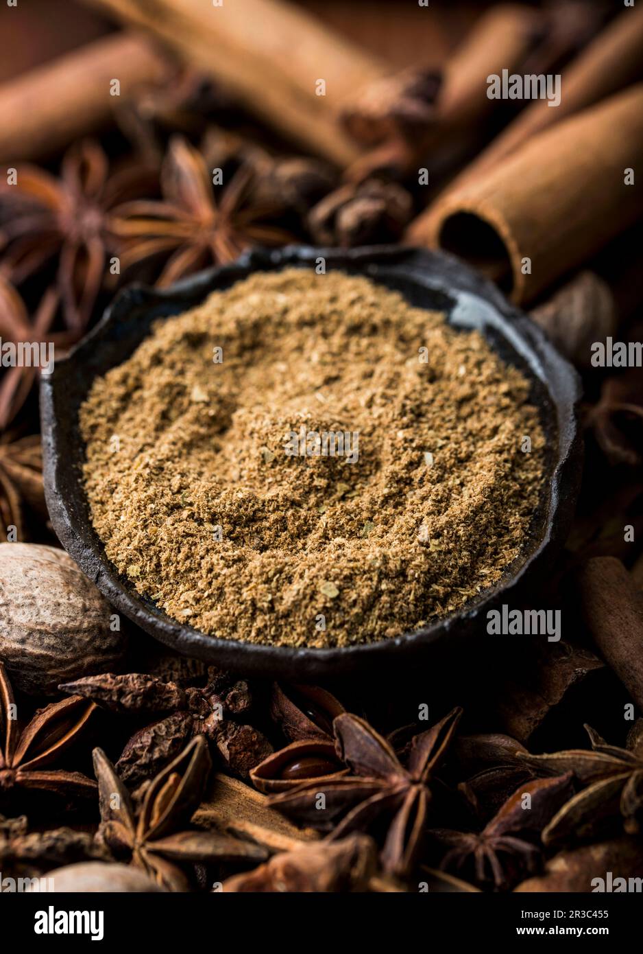 Gingerbread spices mix Stock Photo - Alamy