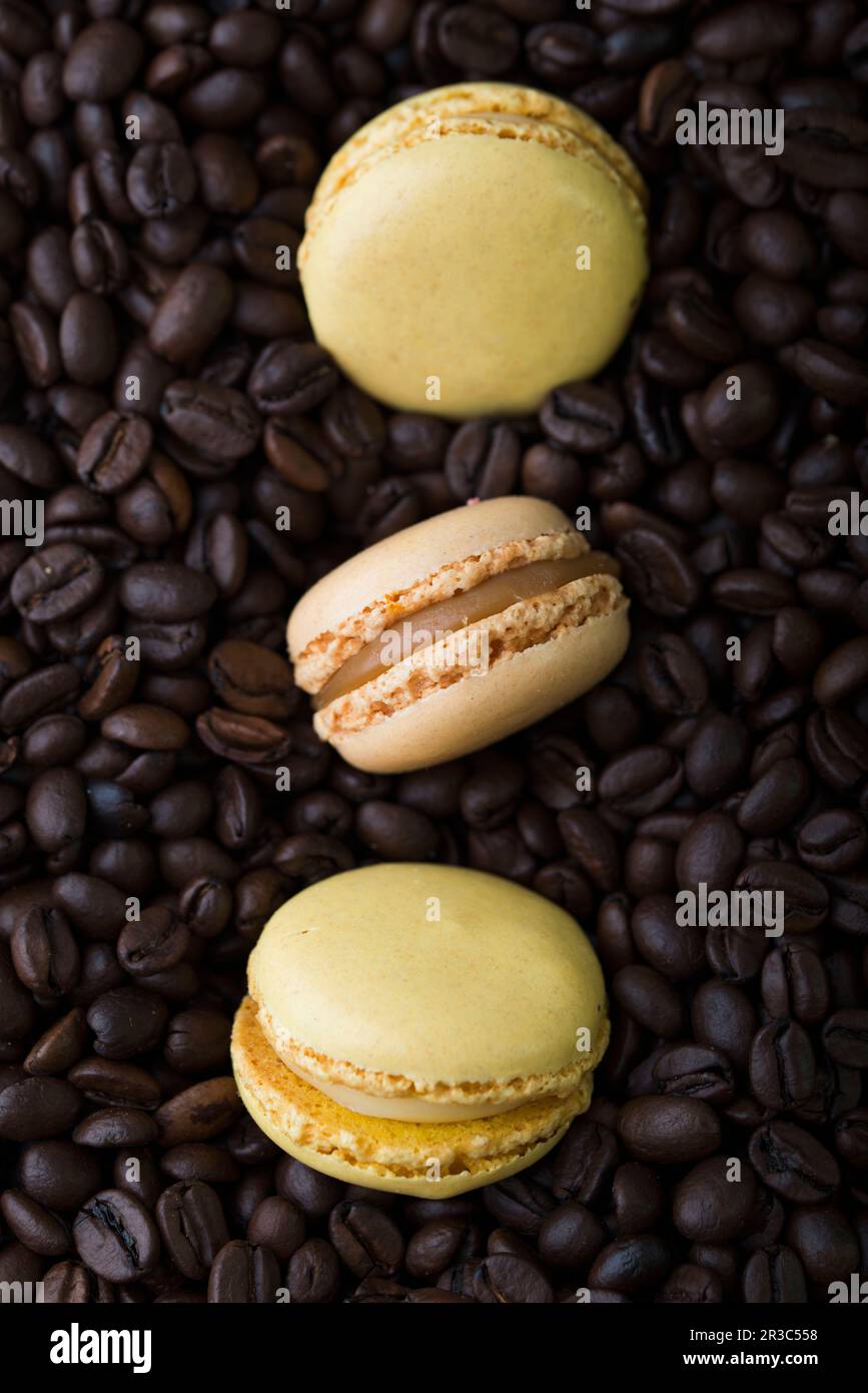 Caramel and vanila macaroons Stock Photo - Alamy